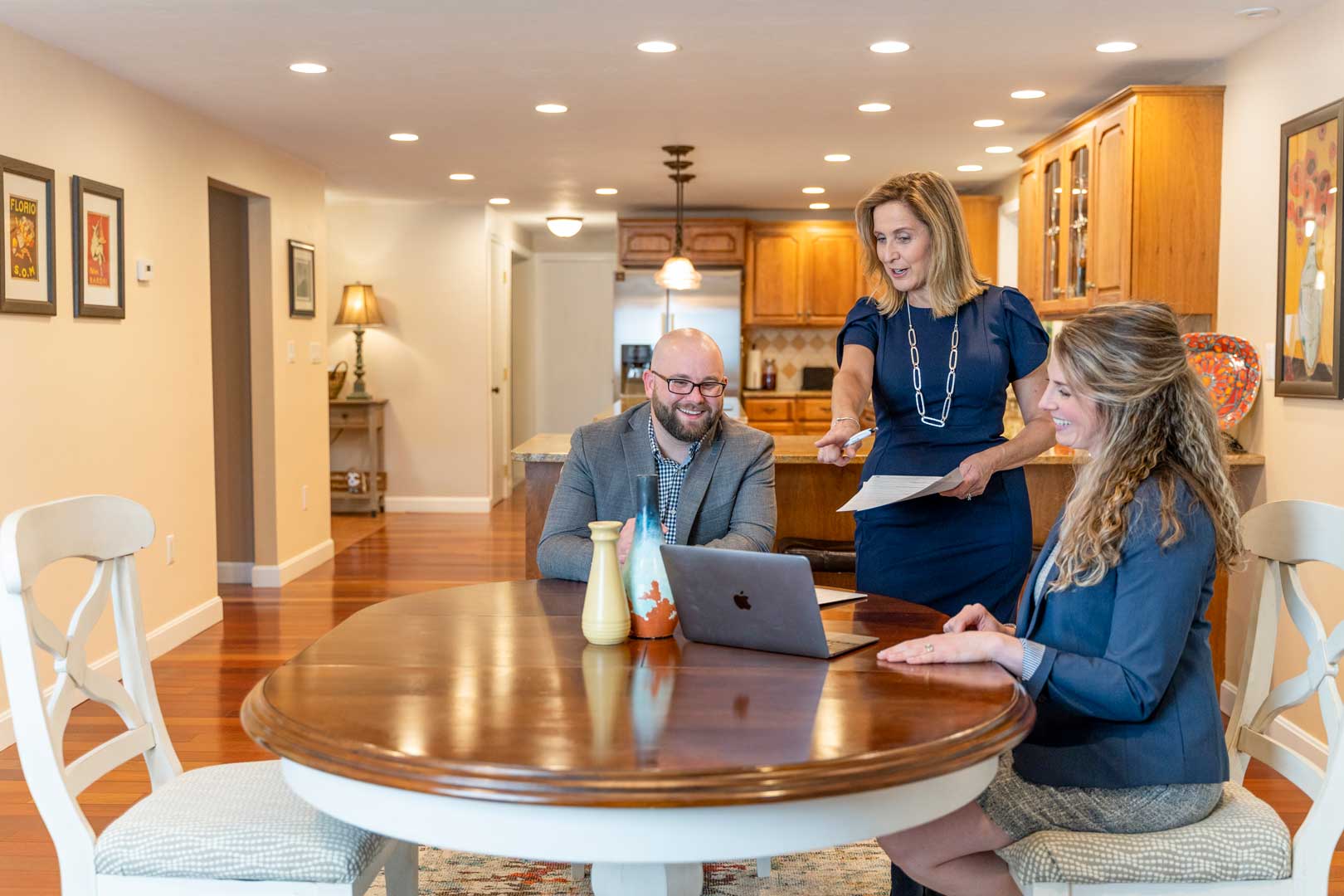 Meet Team Molet - Team Molet