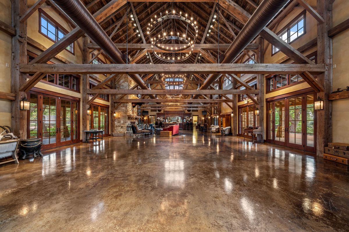 322 Wengenroth Rd - Luxury Ranch in Kendall County - Tricia Keith ...