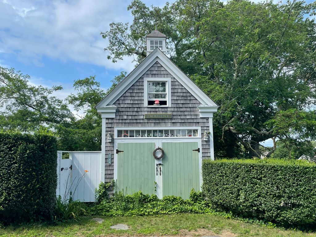 Discovering Chatham-Arch: History and Modernity Combined