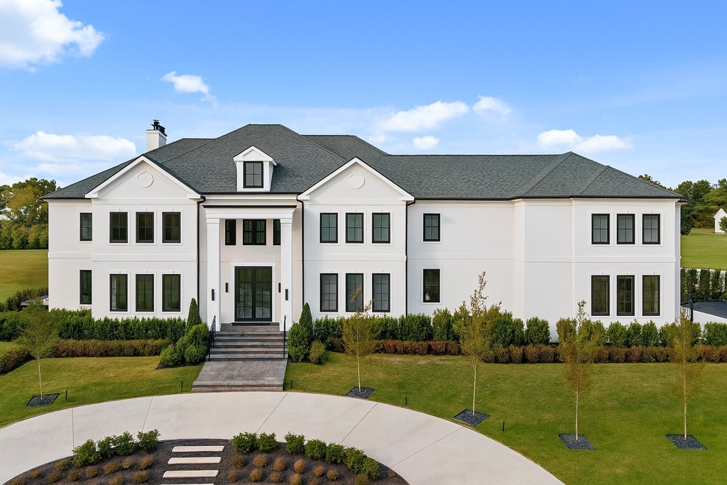 Phillies star Nick Castellanos' $4.5 Million Moorestown, NJ Home ...