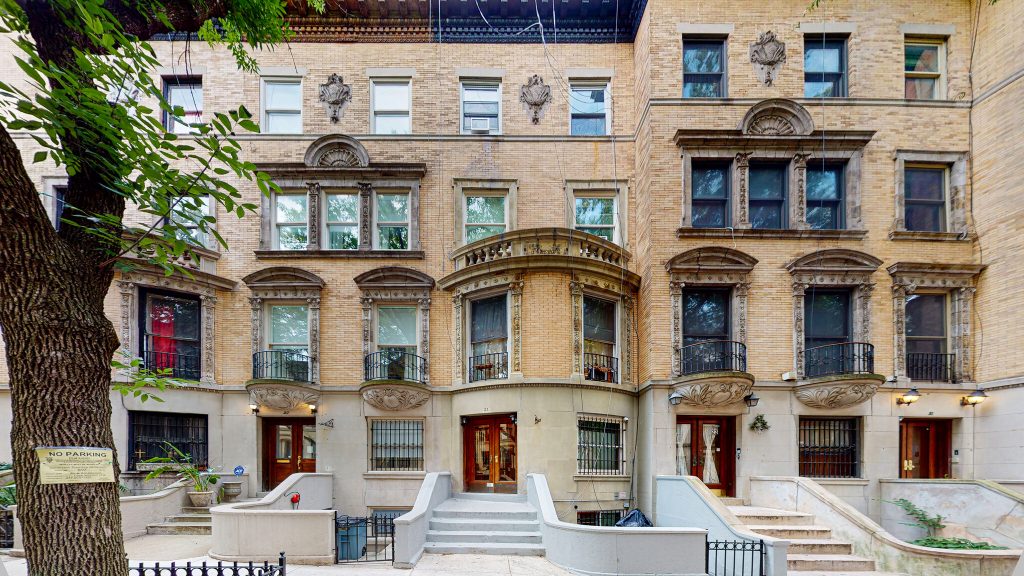 25 Hamilton Terrace | Montfort Real Estate