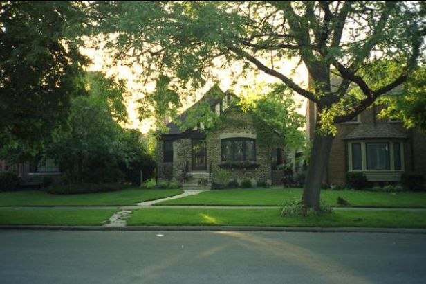 Homes for Sale in Edison Park, Chicago