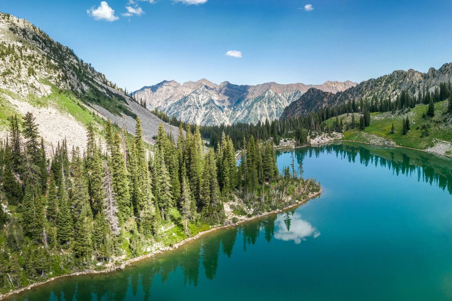 Explore The Utah State Neighborhoods And Community