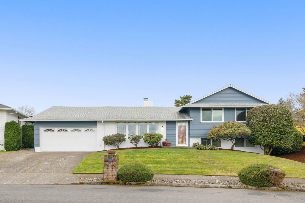 13814 NE Siskiyou Ct - Hatch Homes