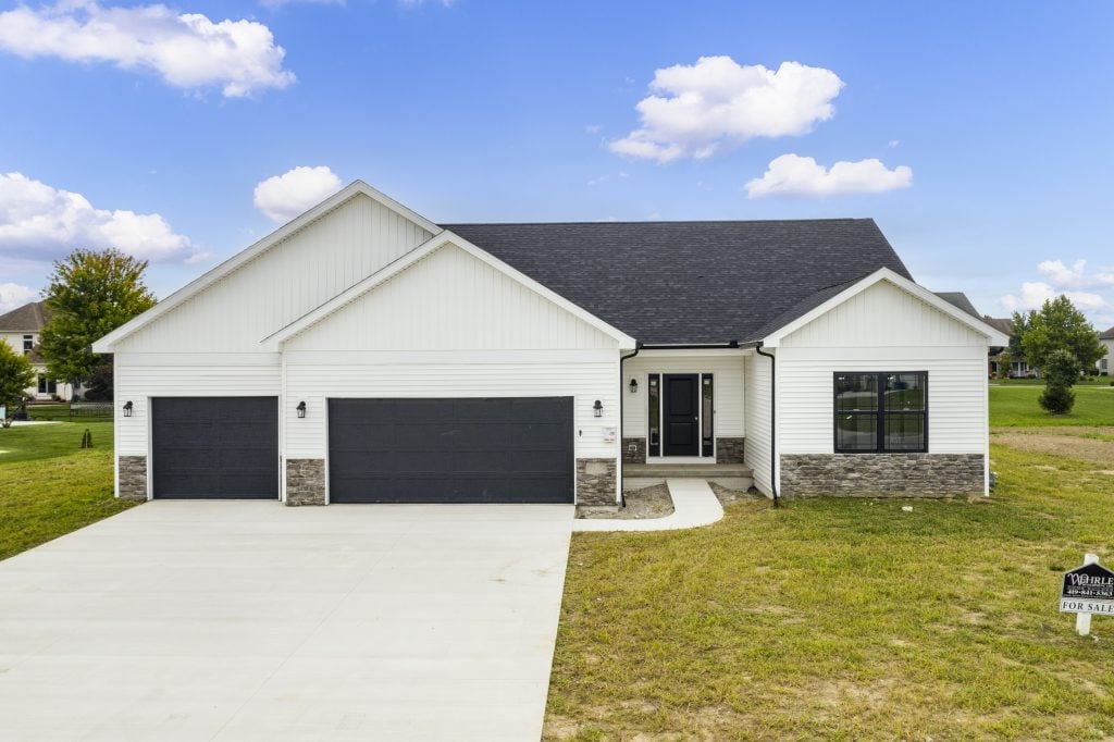 7407 Hunters Chase - Wiens & Roth Real Estate