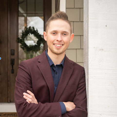 Our Team - Wiens & Roth Real Estate